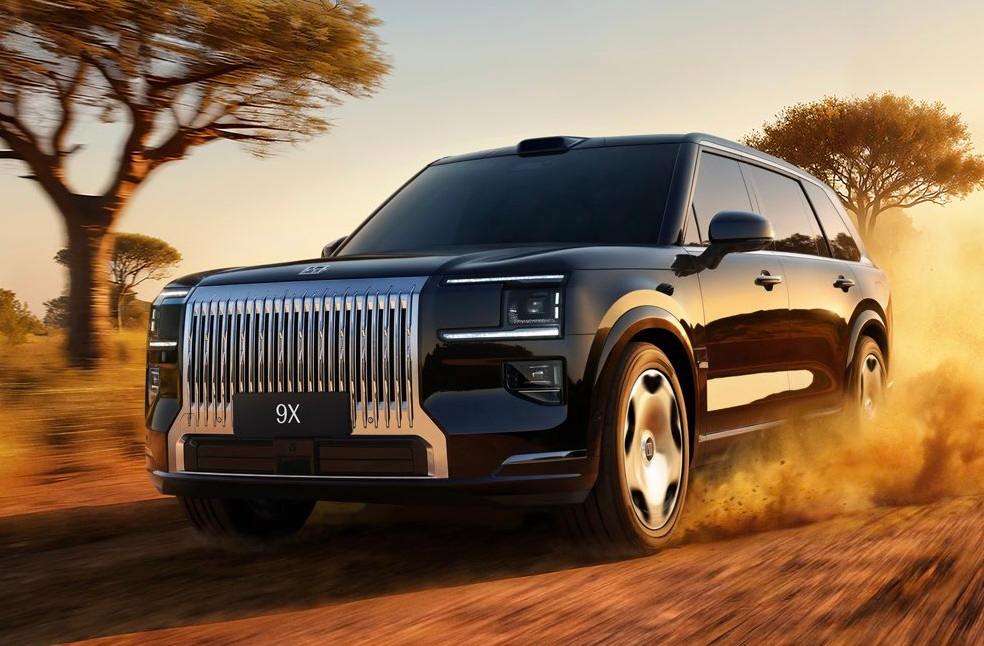 Zeekr Leans into Hybrid Technology with the New 9X SUV